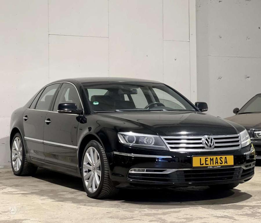 Black Volkswagen Phaeton 2012 in Klaipeda, with an engine capacity of 2.97 L and mileage of 290 thousand km for 6999 €, photo 6 on AUTOMOTO.COM.LV