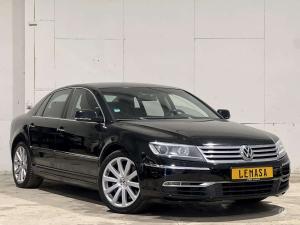 Black Volkswagen Phaeton 2012 in Klaipeda, with an engine capacity of 2.97 L and mileage of 290 thousand km for 6999 €, photo 14 on AUTOMOTO.COM.LV