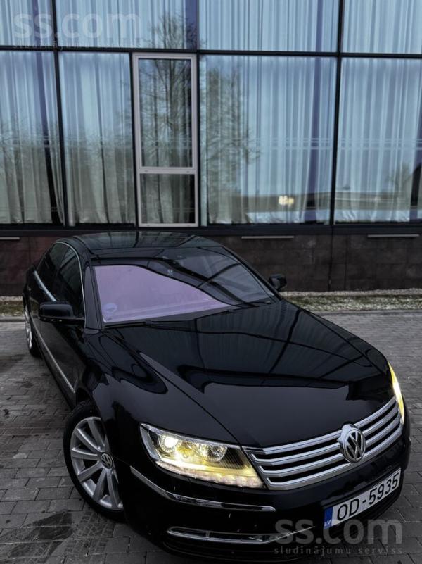 Black Volkswagen Phaeton 2012 in Balvi, with an engine capacity of 3.00 L and mileage of 251 thousand km for 6700 €, photo 1 on AUTOMOTO.COM.LV