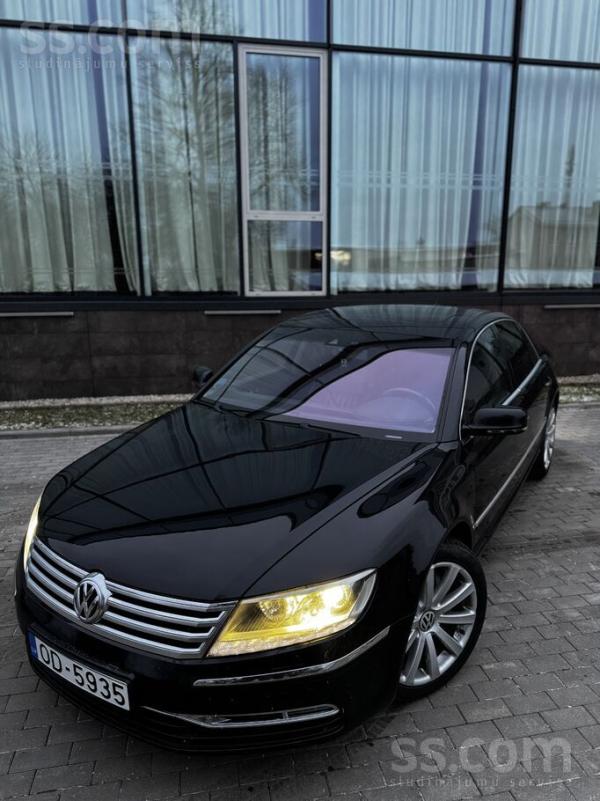 Black Volkswagen Phaeton 2012 in Balvi, with an engine capacity of 3.00 L and mileage of 251 thousand km for 6700 €, photo 4 on AUTOMOTO.COM.LV