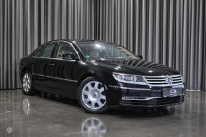 Melns Volkswagen Phaeton 2013 Marijampole, ar dzinēja tilpumu 2.97 L un nobraukumu 246 tūkst. km par 7950 €, foto  vietnē AUTOMOTO.COM.LV