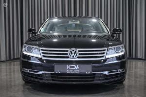 Black Volkswagen Phaeton 2013 in Marijampole, with an engine capacity of 2.97 L and mileage of 246 thousand km for 7950 €, photo 4 on AUTOMOTO.COM.LV