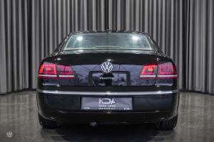 Black Volkswagen Phaeton 2013 in Marijampole, with an engine capacity of 2.97 L and mileage of 246 thousand km for 7950 €, photo 11 on AUTOMOTO.COM.LV
