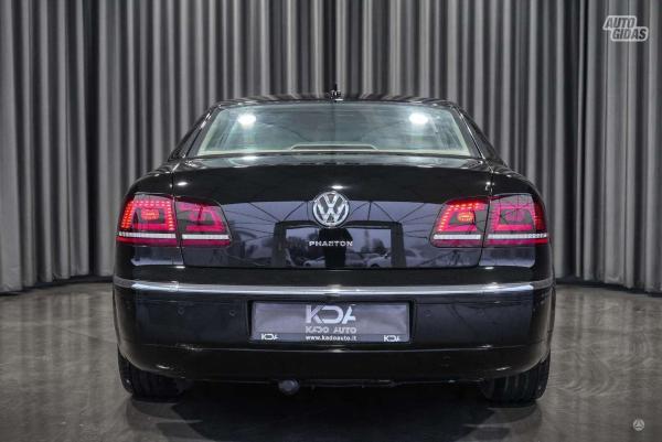 Black Volkswagen Phaeton 2013 in Marijampole, with an engine capacity of 3.00 L and mileage of 246 thousand km for 7950 €, photo 10 on AUTOMOTO.COM.LV