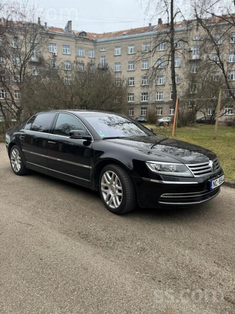 Melns Volkswagen Phaeton 2013 Rīga, ar dzinēja tilpumu 3.00 L un nobraukumu 270 tūkst. km par 15800 €, foto 1 vietnē AUTOMOTO.COM.LV