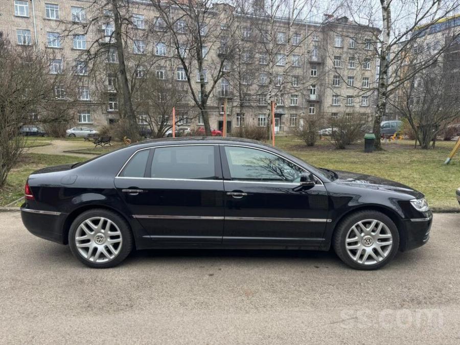 Melns Volkswagen Phaeton 2013 Rīga, ar dzinēja tilpumu 3.00 L un nobraukumu 270 tūkst. km par 15800 €, foto 5 vietnē AUTOMOTO.COM.LV