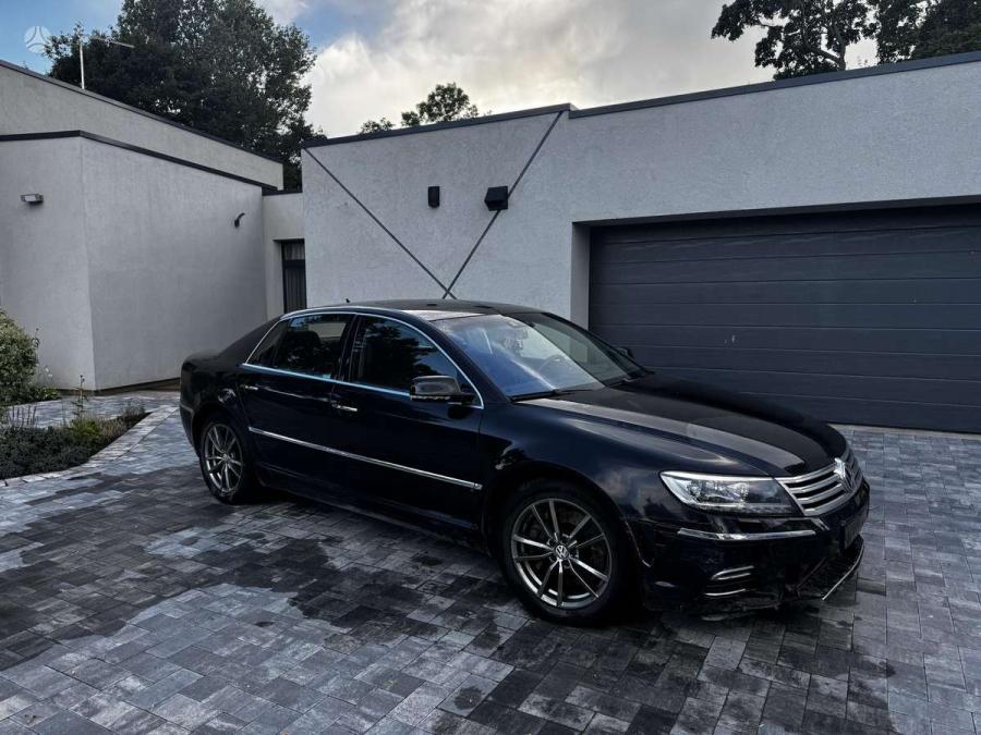 Melns Volkswagen Phaeton 2015 Anykščiai, ar dzinēja tilpumu 2.97 L un nobraukumu 193 tūkst. km par 6250 €, foto 1 vietnē AUTOMOTO.COM.LV