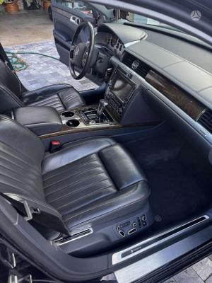 Melns Volkswagen Phaeton 2015 Anykščiai, ar dzinēja tilpumu 2.97 L un nobraukumu 193 tūkst. km par 6250 €, foto 10 vietnē AUTOMOTO.COM.LV