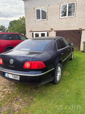 Blue Volkswagen Phaeton 2004 in Madona, with an engine capacity of 3.20 L and mileage of 282 thousand km for 2650 €, photo 4 on AUTOMOTO.COM.LV