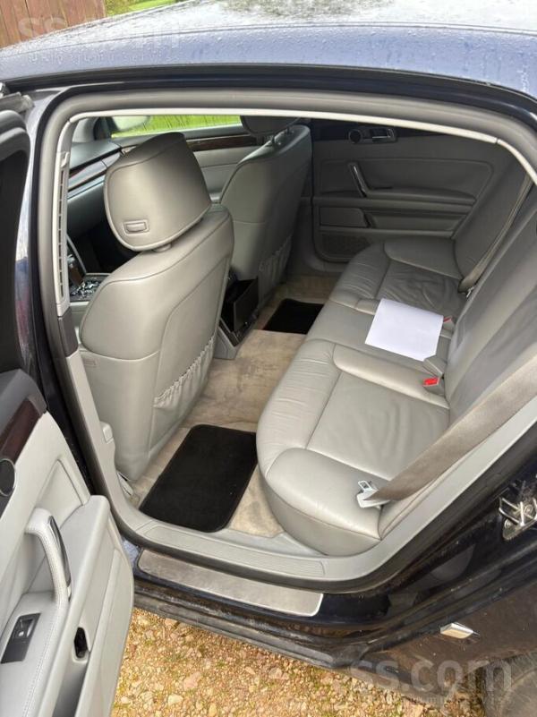 Blue Volkswagen Phaeton 2004 in Madona, with an engine capacity of 3.20 L and mileage of 282 thousand km for 2650 €, photo 5 on AUTOMOTO.COM.LV