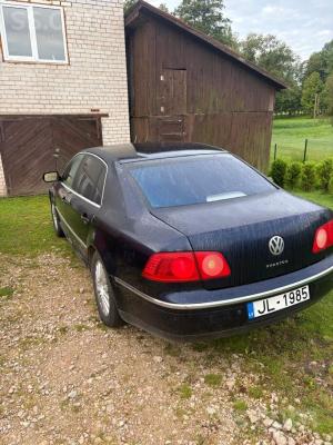 Zils Volkswagen Phaeton 2004 Madona, ar dzinēja tilpumu 3.20 L un nobraukumu 290 tūkst. km par 2650 €, foto 5 vietnē AUTOMOTO.COM.LV