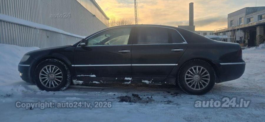 Zils Volkswagen Phaeton 2008 Tallina, ar dzinēja tilpumu 3.20 L un nobraukumu 236 tūkst. km par 1200 €, foto 6 vietnē AUTOMOTO.COM.LV
