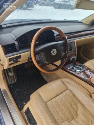 Zils Volkswagen Phaeton 2009 Viļņa, ar dzinēja tilpumu 3.00 L un nobraukumu 352 tūkst. km par 3000 €, foto 13 vietnē AUTOMOTO.COM.LV