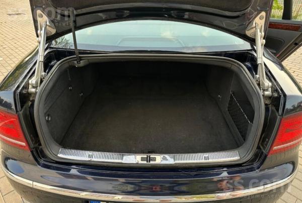 Zils Volkswagen Phaeton 2014 Rīga, ar dzinēja tilpumu 3.00 L un nobraukumu 244 tūkst. km par 9900 €, foto 10 vietnē AUTOMOTO.COM.LV