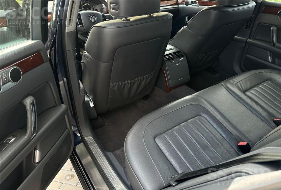 Zils Volkswagen Phaeton 2014 Rīga, ar dzinēja tilpumu 3.00 L un nobraukumu 242 tūkst. km par 8900 €, foto 6 vietnē AUTOMOTO.COM.LV