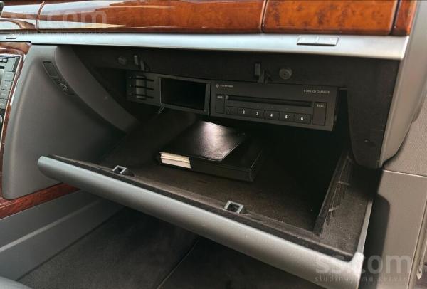 Zils Volkswagen Phaeton 2014 Rīga, ar dzinēja tilpumu 3.00 L un nobraukumu 242 tūkst. km par 8900 €, foto 10 vietnē AUTOMOTO.COM.LV