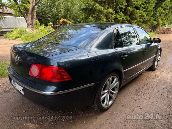 Green Volkswagen Phaeton 2003 in Viljandi, with an engine capacity of 3.20 L and mileage of 309 thousand km for 1790 €, photo 2 on AUTOMOTO.COM.LV