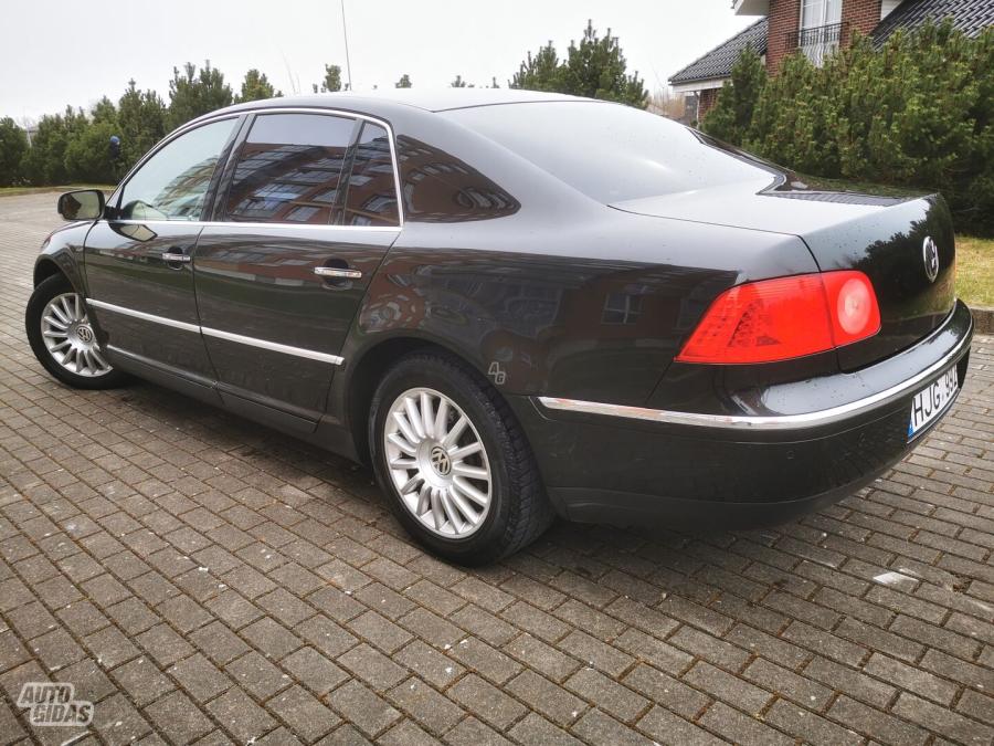 Green Volkswagen Phaeton 2006 in Klaipeda, with an engine capacity of 3.00 L and mileage of 420 thousand km for 1990 €, photo 5 on AUTOMOTO.COM.LV