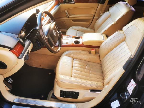 Zaļš Volkswagen Phaeton 2006 Klaipėda, ar dzinēja tilpumu 3.00 L un nobraukumu 420 tūkst. km par 1990 €, foto 9 vietnē AUTOMOTO.COM.LV