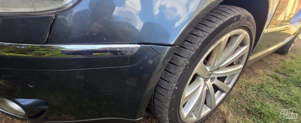 Grey Volkswagen Phaeton 2009 in Kaunas, with an engine capacity of 3.00 L and mileage of 389 thousand km for 3800 €, photo 6 on AUTOMOTO.COM.LV