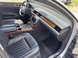Pelēks Volkswagen Phaeton 2009 Utena, ar dzinēja tilpumu 2.97 L un nobraukumu 149 tūkst. km par 2799 €, foto 10 vietnē AUTOMOTO.COM.LV