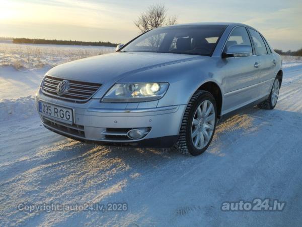 Pelēks Volkswagen Phaeton 2004 Tallina, ar dzinēja tilpumu 4.90 L un nobraukumu 283 tūkst. km par 6300 €, foto 1 vietnē AUTOMOTO.COM.LV