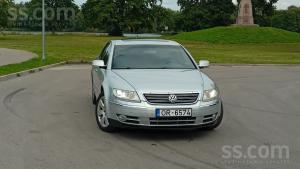 Pelēks Volkswagen Phaeton 2004 Rīga, ar dzinēja tilpumu 3.00 L un nobraukumu 311 tūkst. km par 2550 €, foto 3 vietnē AUTOMOTO.COM.LV