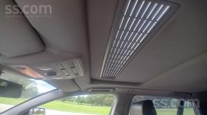 Pelēks Volkswagen Phaeton 2004 Rīga, ar dzinēja tilpumu 3.00 L un nobraukumu 311 tūkst. km par 2550 €, foto 12 vietnē AUTOMOTO.COM.LV