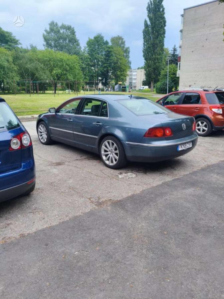 Pelēks Volkswagen Phaeton 2009 Klaipėda, ar dzinēja tilpumu 3.00 L un nobraukumu 350 tūkst. km par 1999 €, foto 2 vietnē AUTOMOTO.COM.LV