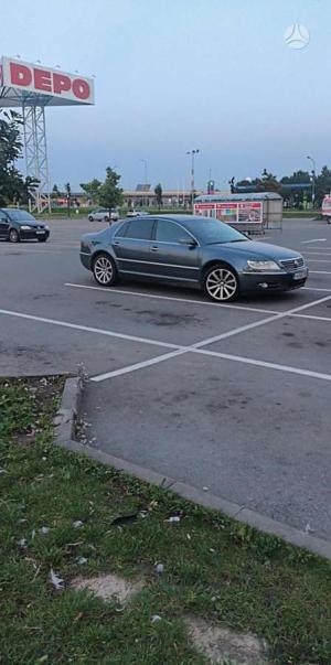 Pelēks Volkswagen Phaeton 2009 Klaipėda, ar dzinēja tilpumu 3.00 L un nobraukumu 350 tūkst. km par 1999 €, foto 3 vietnē AUTOMOTO.COM.LV