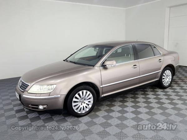 Pelēks Volkswagen Phaeton 2010 Tallina, ar dzinēja tilpumu 3.00 L un nobraukumu 311 tūkst. km par 2999 €, foto 3 vietnē AUTOMOTO.COM.LV