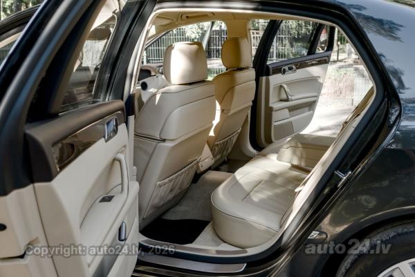 Pelēks Volkswagen Phaeton 2013 Tallina, ar dzinēja tilpumu 3.00 L un nobraukumu 256 tūkst. km par 7500 €, foto 10 vietnē AUTOMOTO.COM.LV