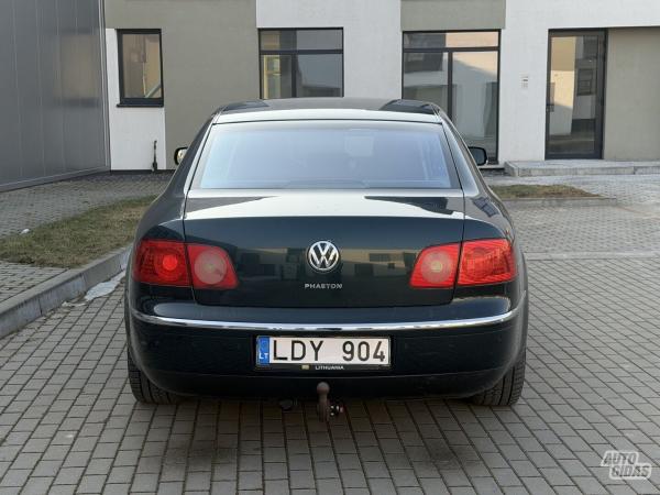 Volkswagen Phaeton 2004 in Vilnius, with an engine capacity of 3.20 L and mileage of 240 thousand km for 2000 €, photo 5 on AUTOMOTO.COM.LV