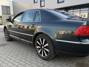 Volkswagen Phaeton 2004 in Vilnius, with an engine capacity of 3.20 L and mileage of 240 thousand km for 2000 €, photo 9 on AUTOMOTO.COM.LV
