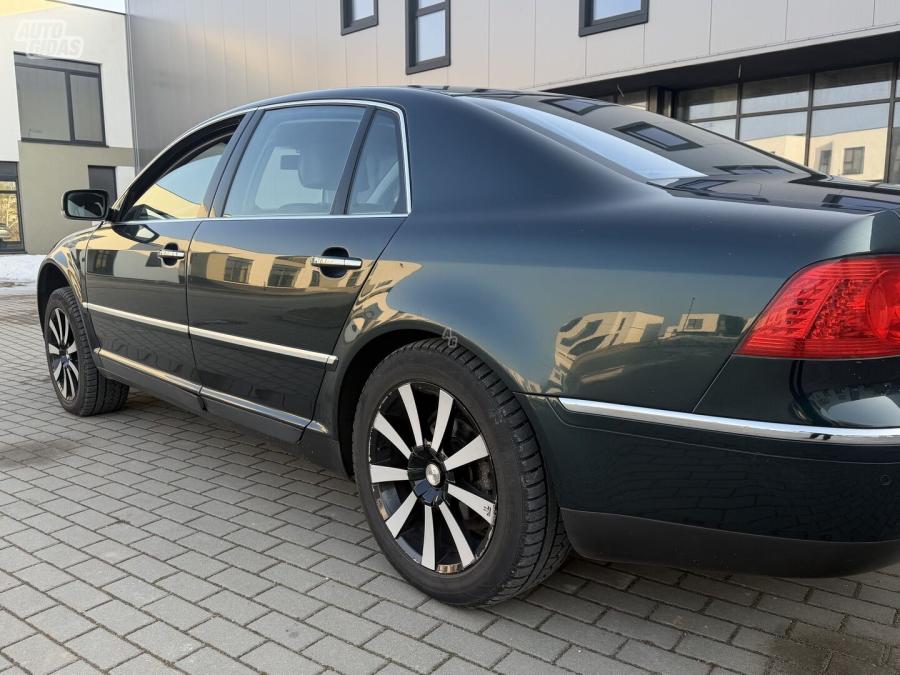 Volkswagen Phaeton 2004 in Vilnius, with an engine capacity of 3.20 L and mileage of 240 thousand km for 2000 €, photo 9 on AUTOMOTO.COM.LV