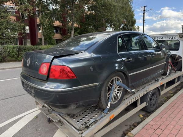 Volkswagen Phaeton 2004 in Ukmerge, with an engine capacity of 3.20 L and mileage of 250 thousand km for 800 €, photo 3 on AUTOMOTO.COM.LV