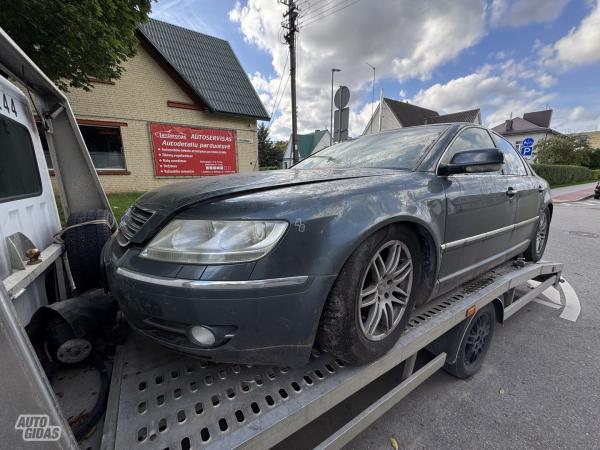 Volkswagen Phaeton 2004 in Ukmerge, with an engine capacity of 3.20 L and mileage of 250 thousand km for 800 €, photo 5 on AUTOMOTO.COM.LV