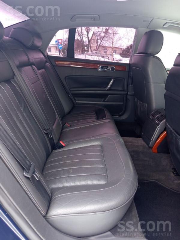 Volkswagen Phaeton 2005 Tukums, ar dzinēja tilpumu 3.00 L un nobraukumu 350 tūkst. km par 3450 €, foto 8 vietnē AUTOMOTO.COM.LV