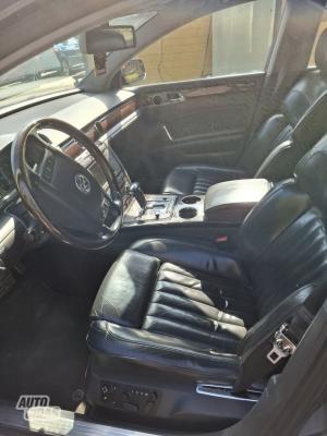 Volkswagen Phaeton 2005 in Palanga, with an engine capacity of 3.00 L and mileage of 304 thousand km for 2000 €, photo  on AUTOMOTO.COM.LV