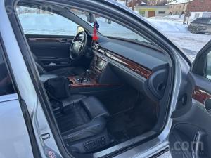 Volkswagen Phaeton 2005 in Rezekne, with an engine capacity of 3.00 L and mileage of 346 thousand km for 3750 €, photo 14 on AUTOMOTO.COM.LV