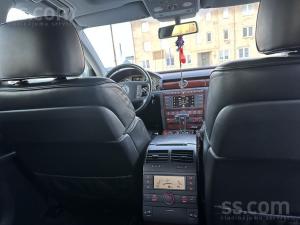 Volkswagen Phaeton 2005 in Rezekne, with an engine capacity of 3.00 L and mileage of 346 thousand km for 3750 €, photo 17 on AUTOMOTO.COM.LV