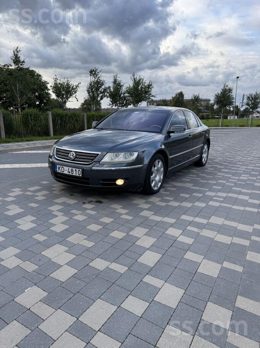 Volkswagen Phaeton 2005 in Tukums, with an engine capacity of 3.00 L and mileage of 283 thousand km for 2100 €, photo 1 on AUTOMOTO.COM.LV