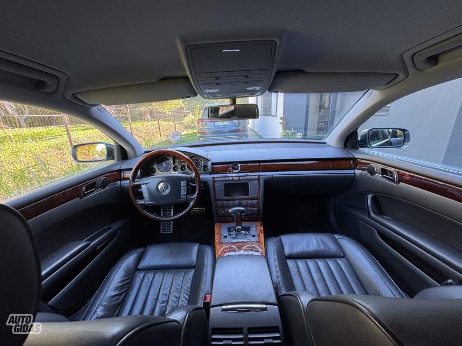 Volkswagen Phaeton 2007 in Vilnius, with an engine capacity of 3.00 L and mileage of 269 thousand km for 2500 €, photo 10 on AUTOMOTO.COM.LV