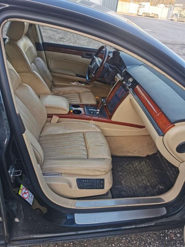 Volkswagen Phaeton 2008 in Kaunas, with an engine capacity of 3.00 L and mileage of 28 thousand km for 1400 €, photo 4 on AUTOMOTO.COM.LV