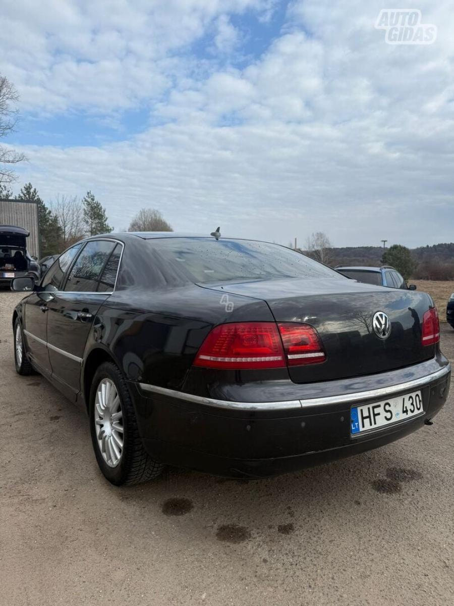 Volkswagen Phaeton 2008 in Jurbarkas, with an engine capacity of 3.00 L and mileage of 346 thousand km for 2800 €, photo 8 on AUTOMOTO.COM.LV