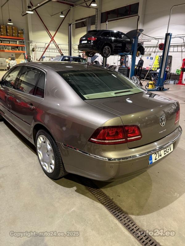 Volkswagen Phaeton 2015 Tallina, ar dzinēja tilpumu 3.00 L un nobraukumu 0 tūkst. km par 12500 €, foto 8 vietnē AUTOMOTO.COM.LV
