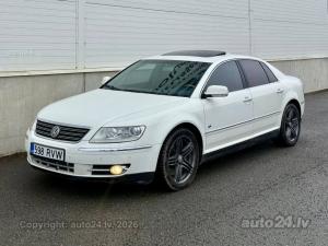 White Volkswagen Phaeton 2008 in Tallinn, with an engine capacity of 3.00 L and mileage of 251 thousand km for 3999 €, photo  on AUTOMOTO.COM.LV