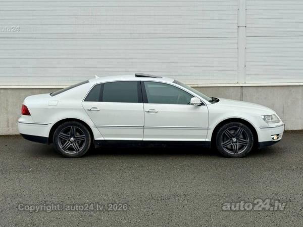 Balts Volkswagen Phaeton 2008 Tallina, ar dzinēja tilpumu 3.00 L un nobraukumu 251 tūkst. km par 3999 €, foto 5 vietnē AUTOMOTO.COM.LV