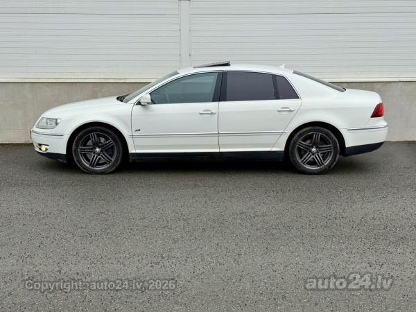 Balts Volkswagen Phaeton 2008 Tallina, ar dzinēja tilpumu 3.00 L un nobraukumu 249 tūkst. km par 3499 €, foto 4 vietnē AUTOMOTO.COM.LV