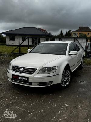 White Volkswagen Phaeton 2008 in Klaipeda, with an engine capacity of 3.00 L and mileage of 229 thousand km for 2750 €, photo 4 on AUTOMOTO.COM.LV